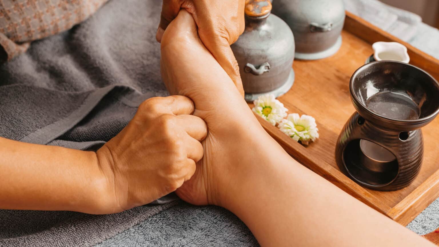 Reflexologia Podal + Ritual Foot Spa - Amara Thai Spa
